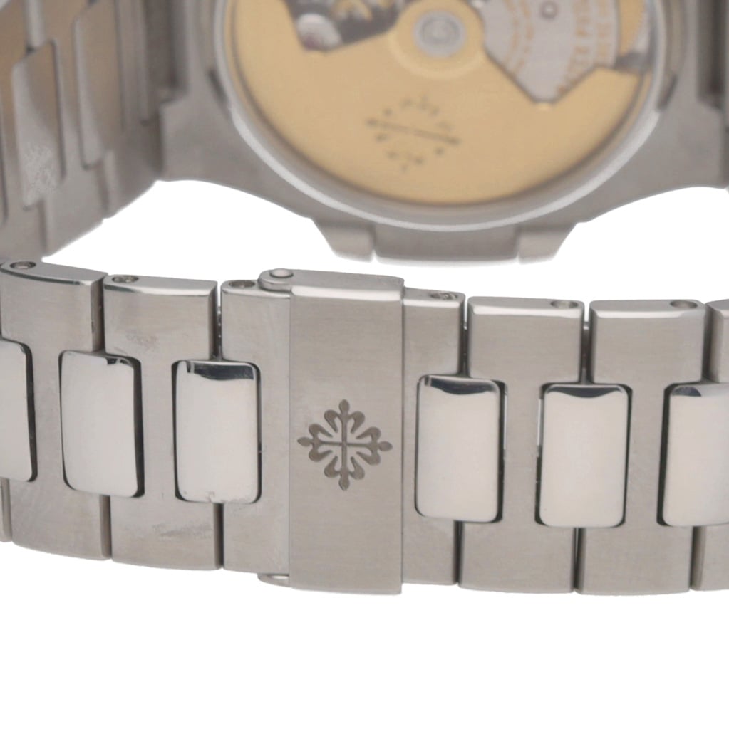 PATEK PHILIPPE NAUTILUS 5800/1A-001 - SKU: 43494 - BQ Watches